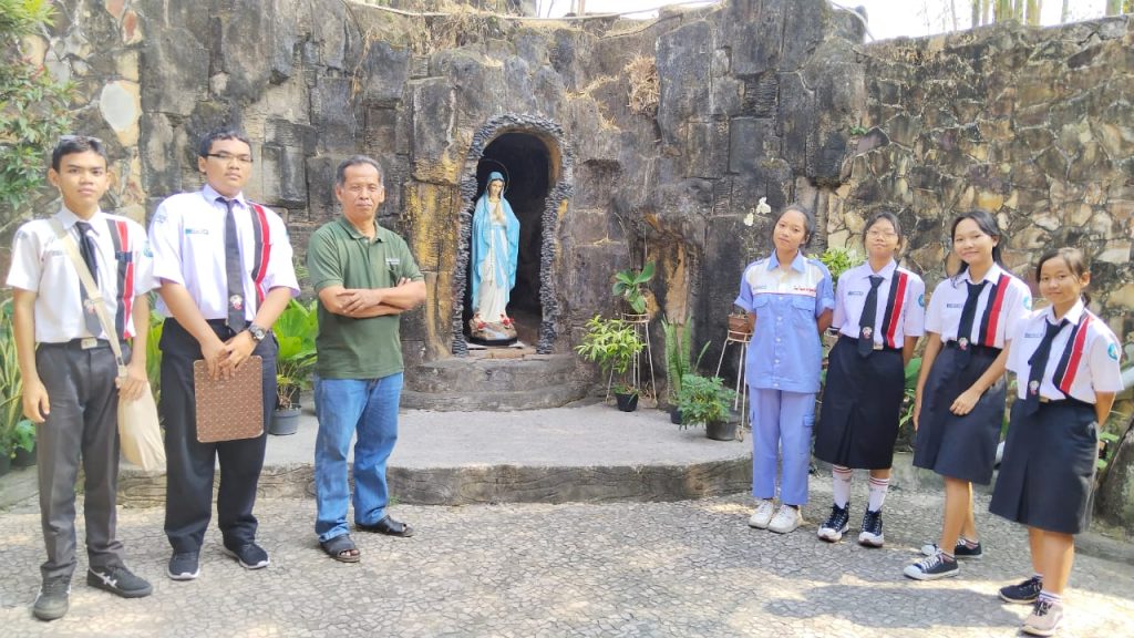 Peserta didik Desain Pemodelan dan Informasi Bangunan SMK Pangudi Luhur ...